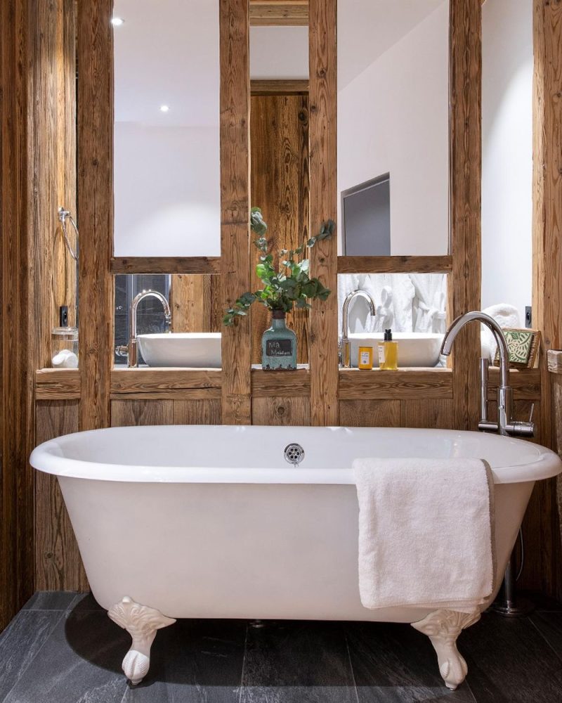 10 Relaxing Ski Chalet Bathroom Ideas for After the Slopes