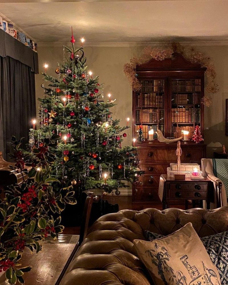 15 Traditional Christmas Decor Ideas with Classic Style