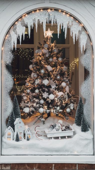 15 Christmas Window Display Ideas to Spread Cheer and Charm