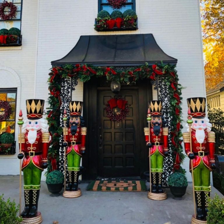 11 Outdoor Christmas Decor Ideas to Bring Holiday Cheer Outside