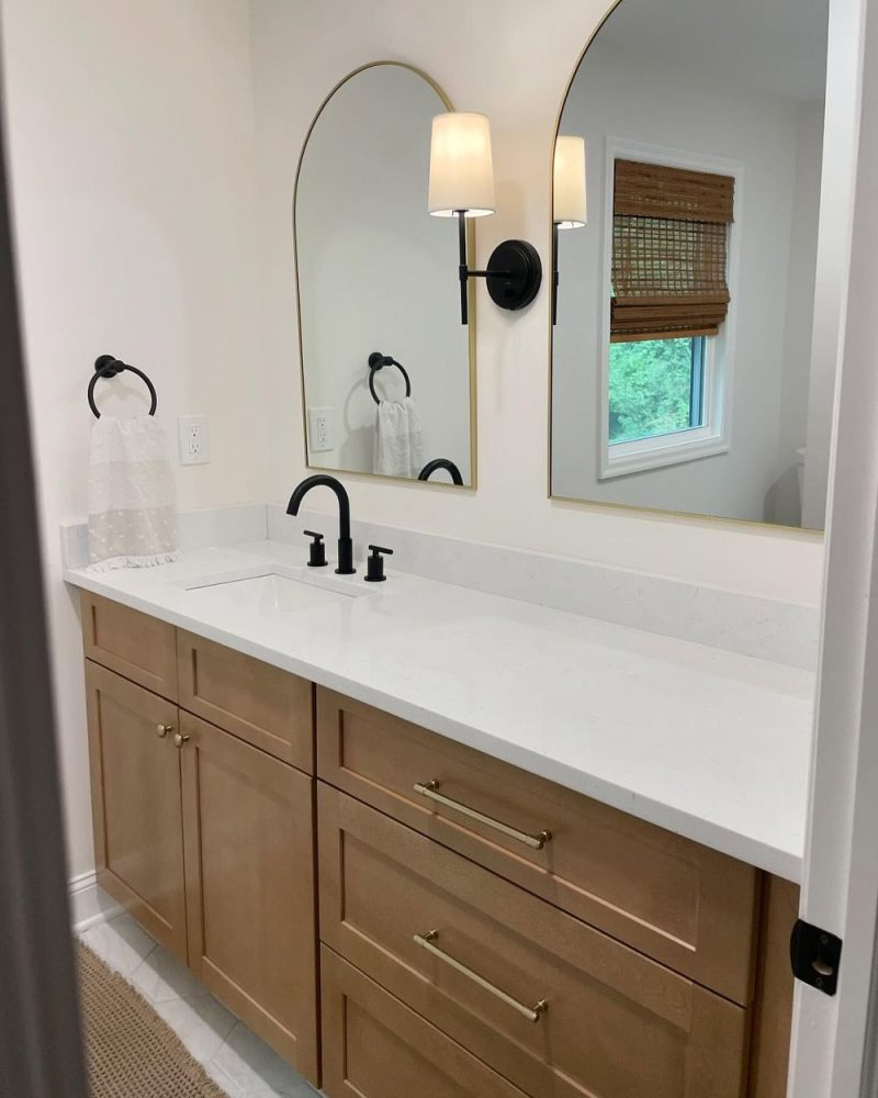 10 Chic Bathroom Mirror Ideas to Complete Your Space