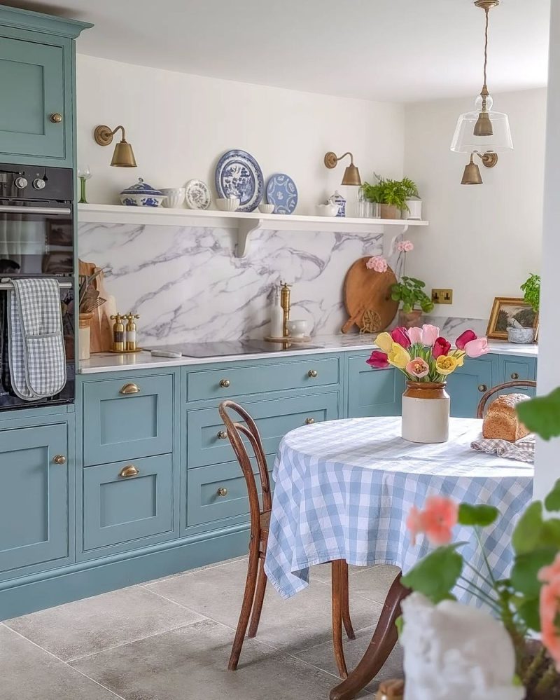 15 Blissful Blue Kitchen Design Ideas for a Calming and Inviting ...