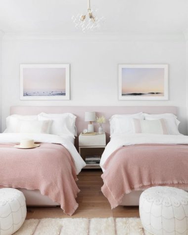 How to Design a Bedroom with Two Beds: Cozy Ideas for Shared Spaces