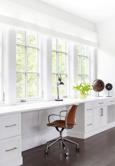10 Brilliant Built-In Office Desk Ideas to Improve Your Home Workspace