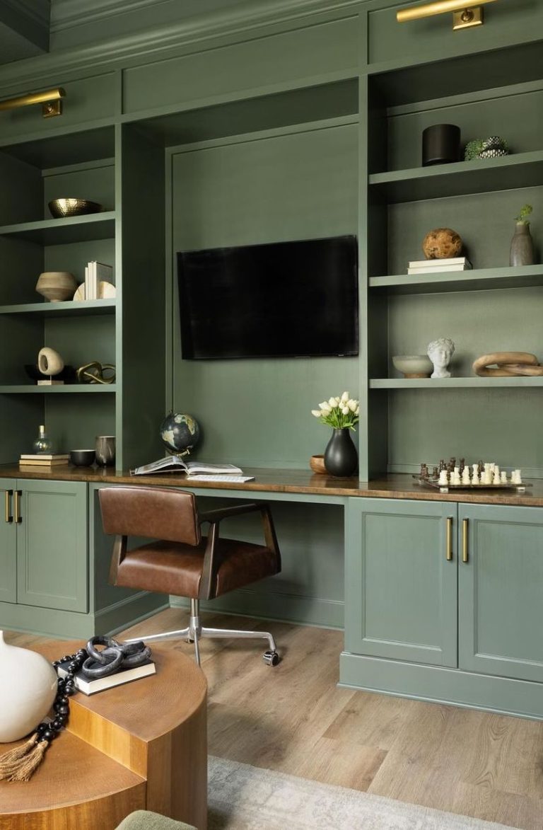 10 Brilliant Built-In Office Desk Ideas to Improve Your Home Workspace