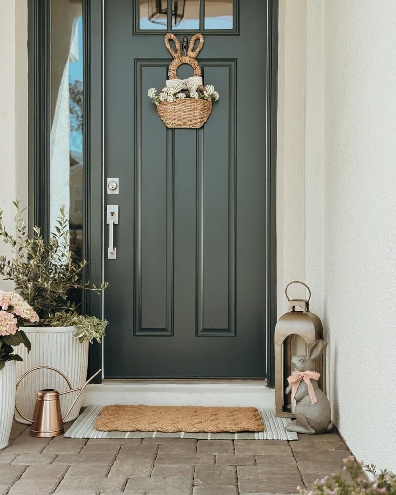 7 Easter Front Porch Decor Ideas to Welcome Spring with Warmth and Charm