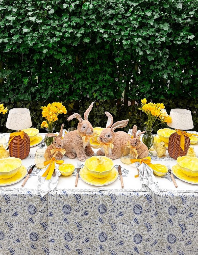 15 Easter-Inspired Dining Table Decor Ideas to Brighten Up Your Home