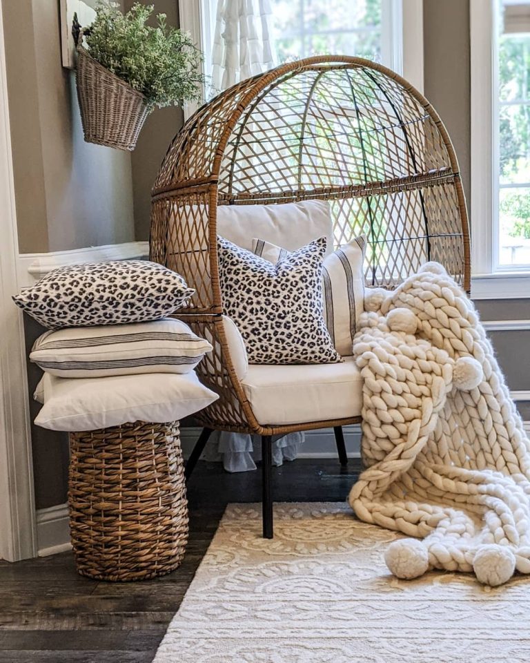 10 Best Egg Chairs to Lounge in and Relax in Style